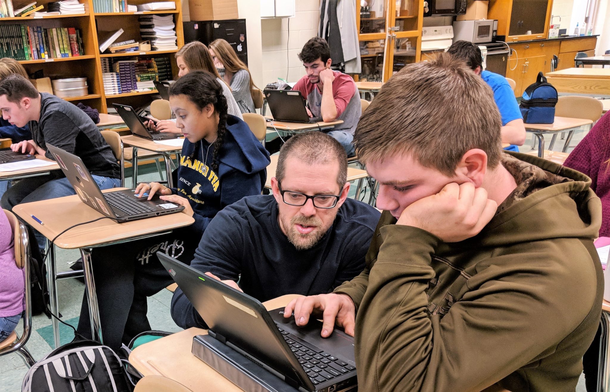 Penn Manor’s Fellenbaum named Outstanding PA Ag Teacher – Penn Manor ...