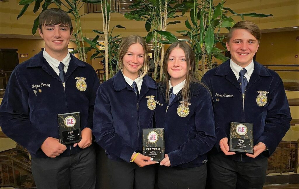 Manor FFA Poultry Team places third at Eastern States Expo – Penn Manor ...