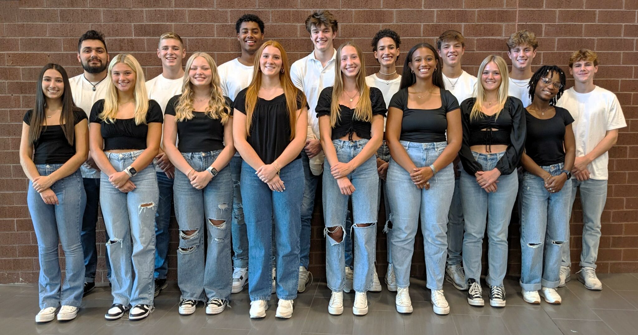 Sixteen students named to 2023 homecoming court – Penn Manor School ...